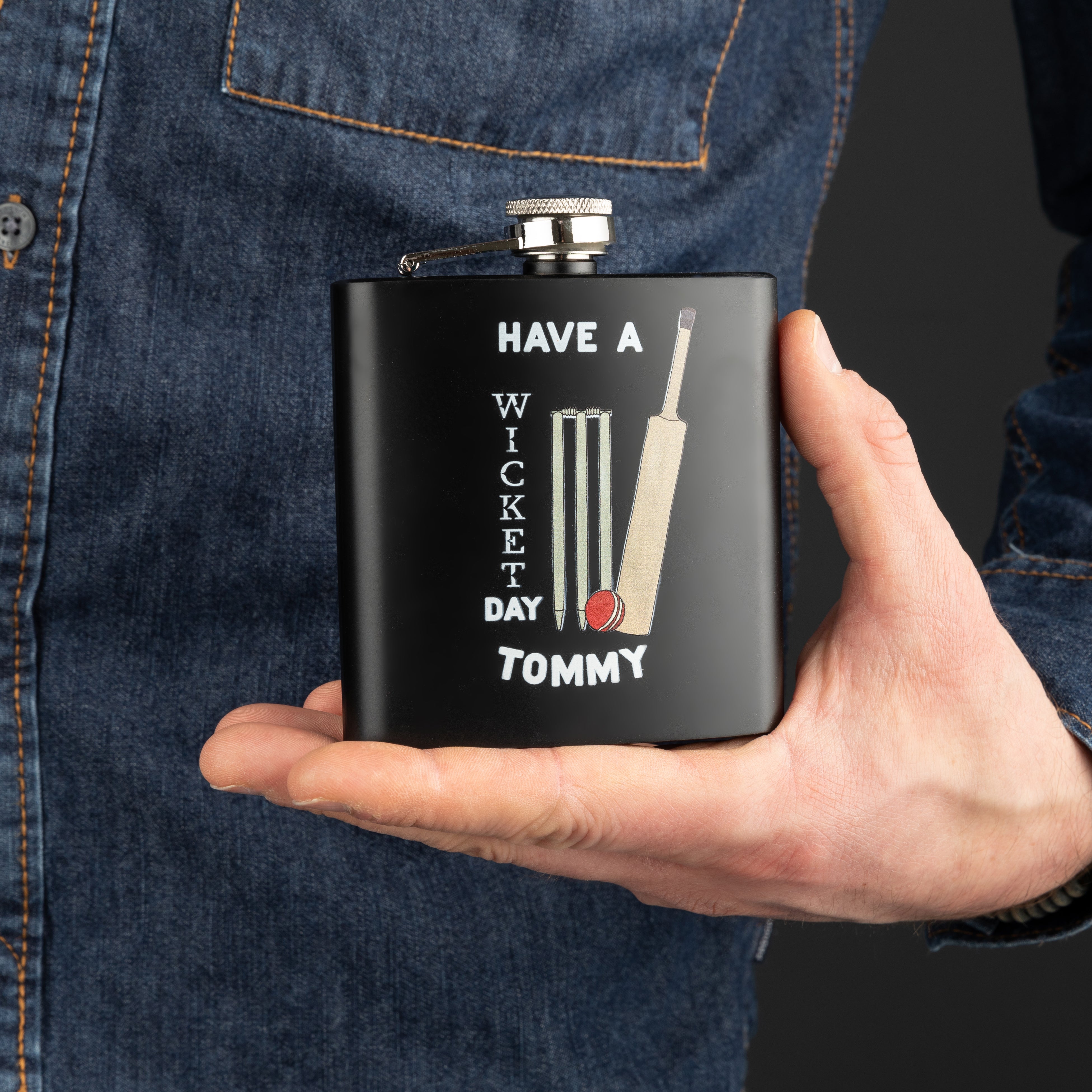 Hip Flasks For Him – Gifting Knot